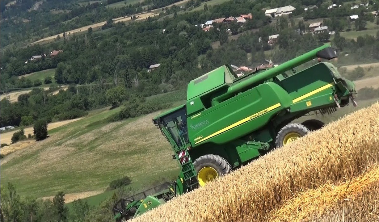 Система роботи комбайна на схилах John Deere HillMaster — Біржа ...