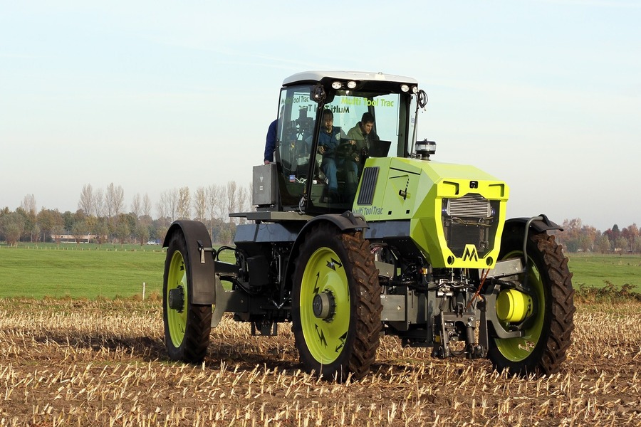 Multi Trac Tool розробляє малогабаритний електричний трактор — Біржа ...