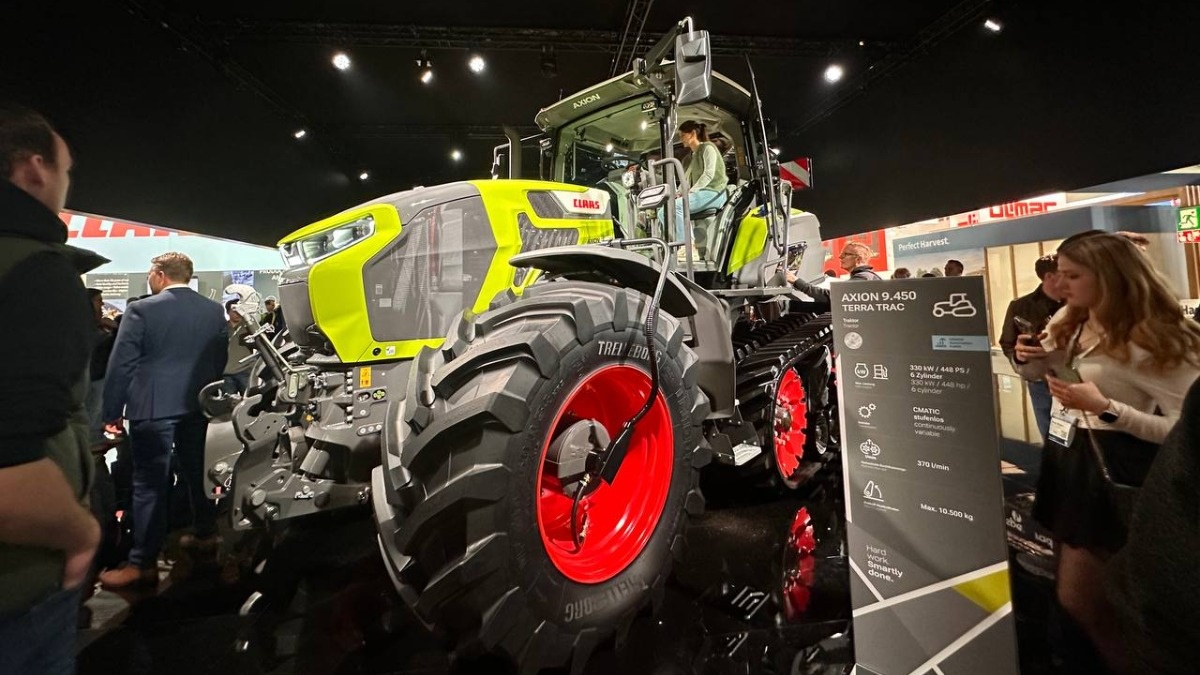 Claas представив на Agritechnica 2025 нову серію тракторів Axion 9 ...